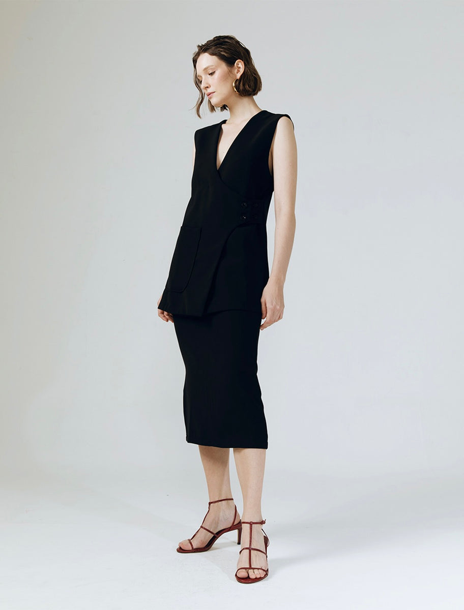 Helsey Tailored Vest in Black – LEXI + LOU